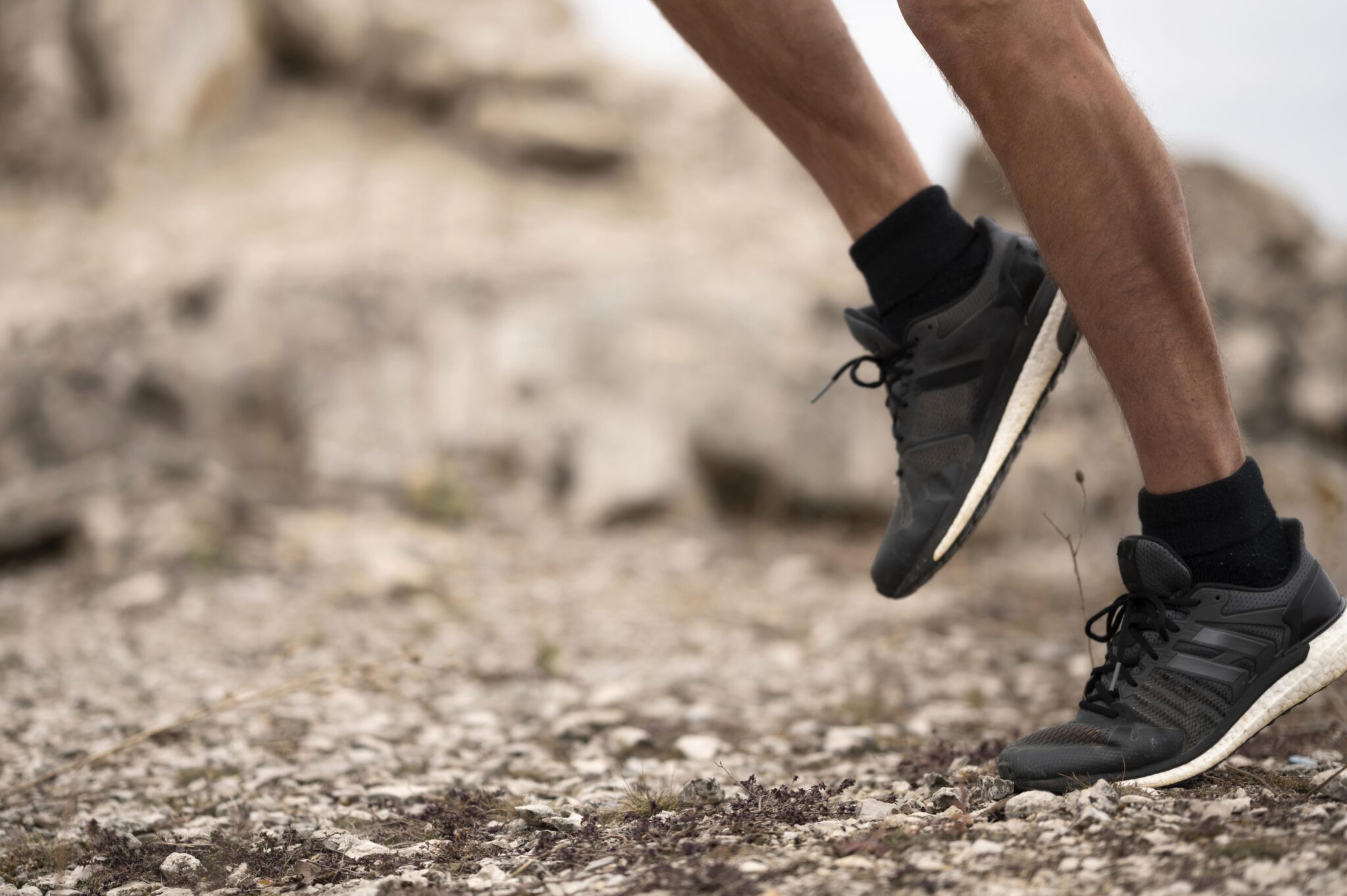 7 Common Runner's Foot Injuries & Prevention